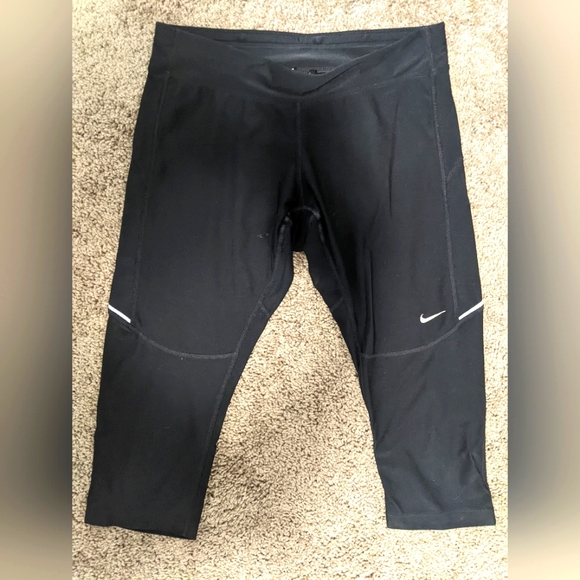 Nike | Pants & Jumpsuits | Nike Capri Pants | Poshmark